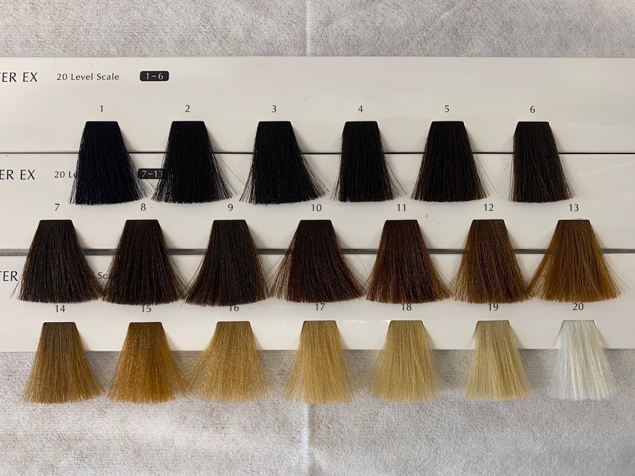 Hair Color Guide – Read if you are unsure which menu to book